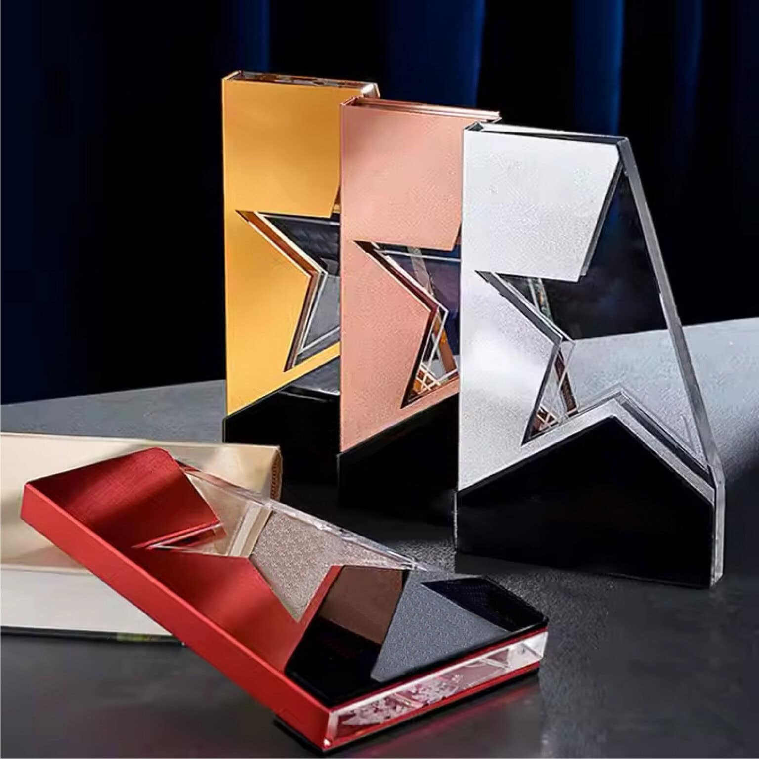 Have a look at all our Quality Crystal Plaques | Trophy-World Malaysia